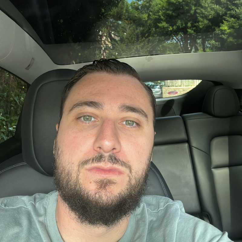 Maxime - VTC à Nantes, france